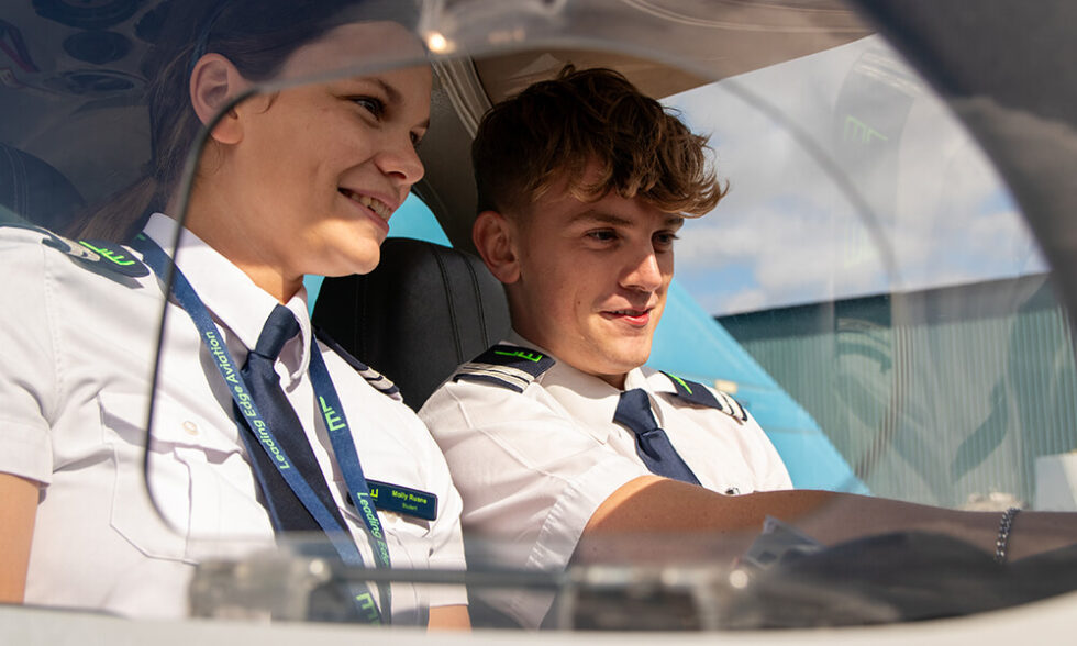 Integrated ATPL Pilot Training | Leading Edge Aviation