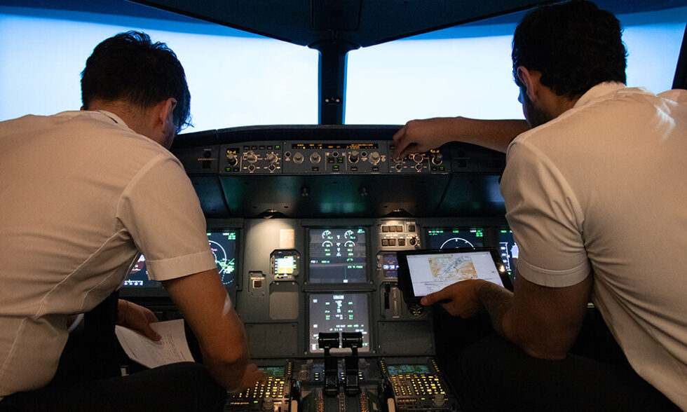 The APS MCC Course | Leading Edge Aviation